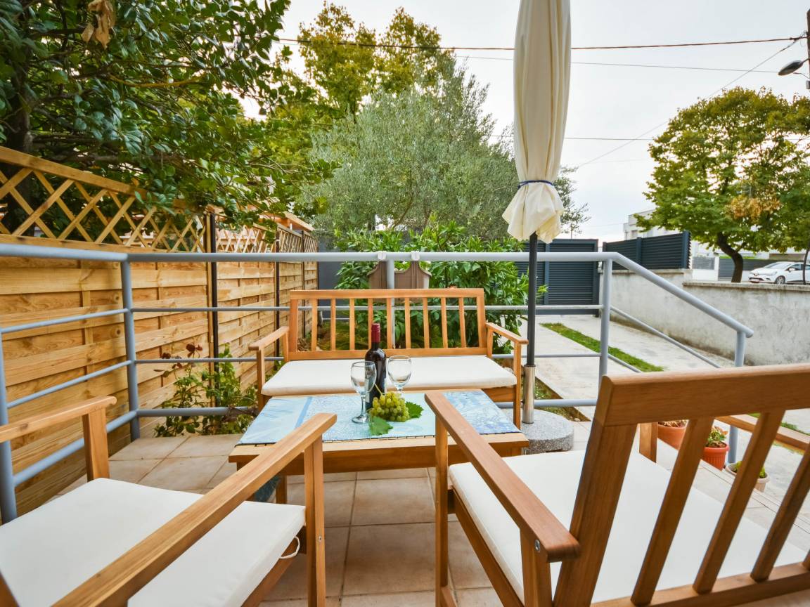 60 M² Apartment ∙ 2 Bedrooms ∙ 4 Guests - Zadar