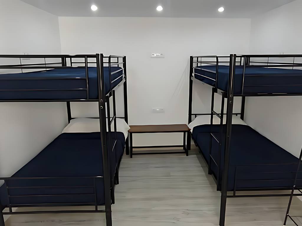 65 M² Apartamento ∙ 2 Habitaciones ∙ 8 Huéspedes - Igualada