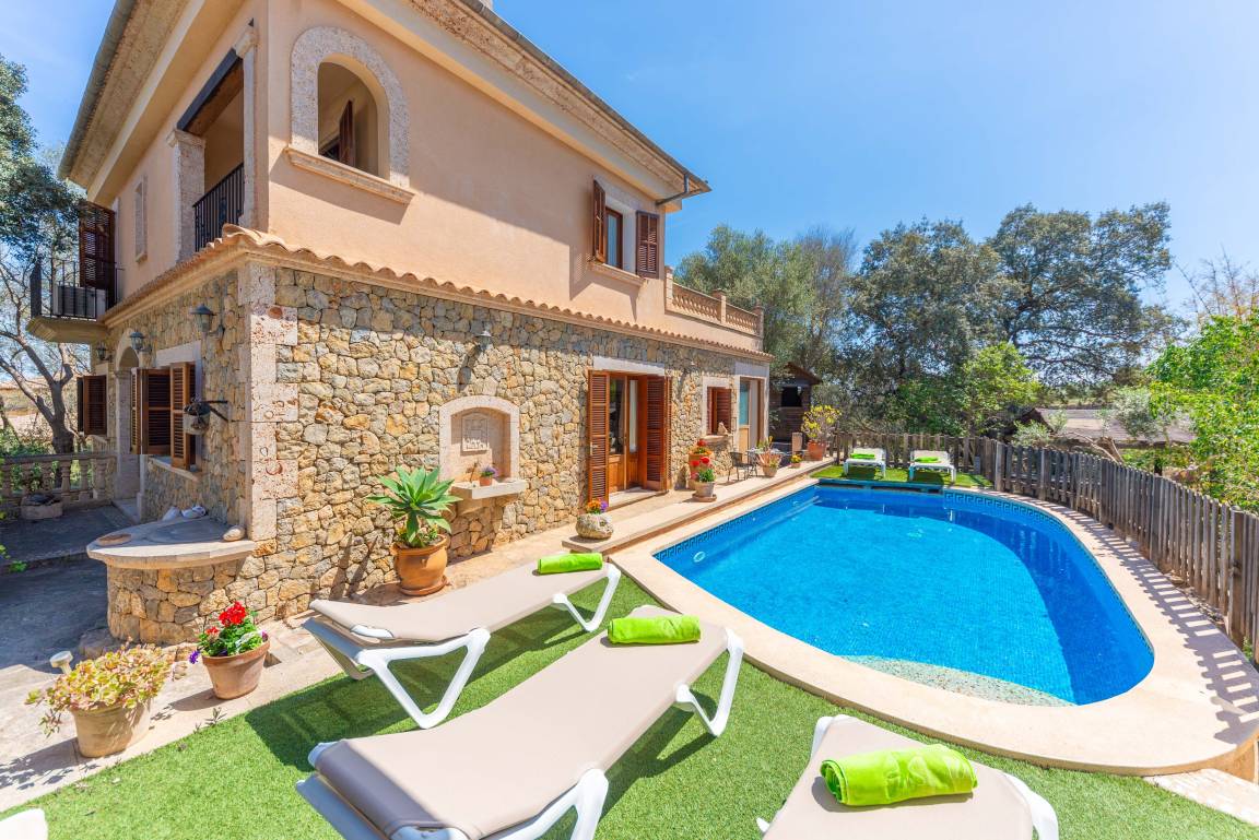 220 M² Villa ∙ 3 Schlafzimmer ∙ 6 Gäste - Ariany
