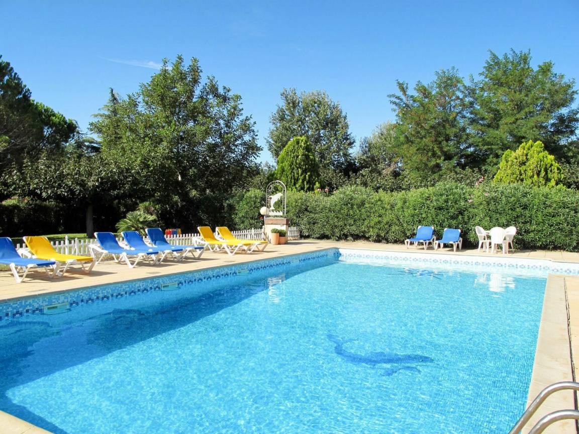 35 M² Ferienhaus ∙ 1 Schlafzimmer ∙ 5 Gäste - Arles