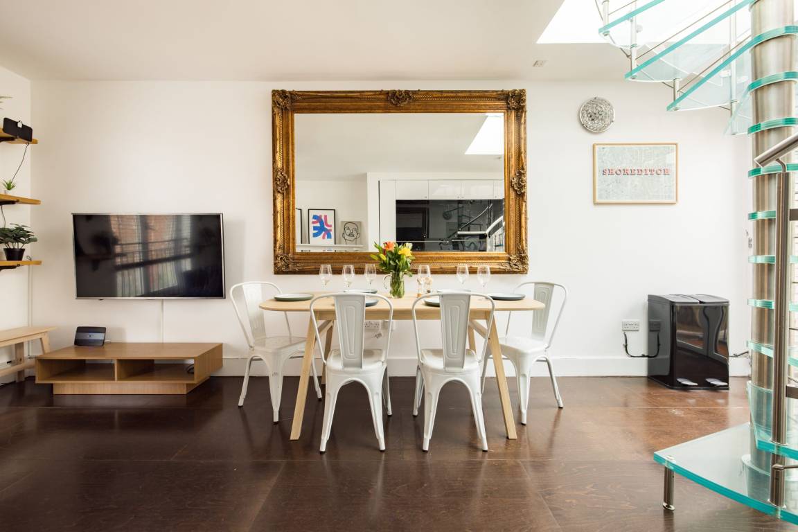 117 M² House ∙ 3 Bedrooms ∙ 8 Guests - Leyton