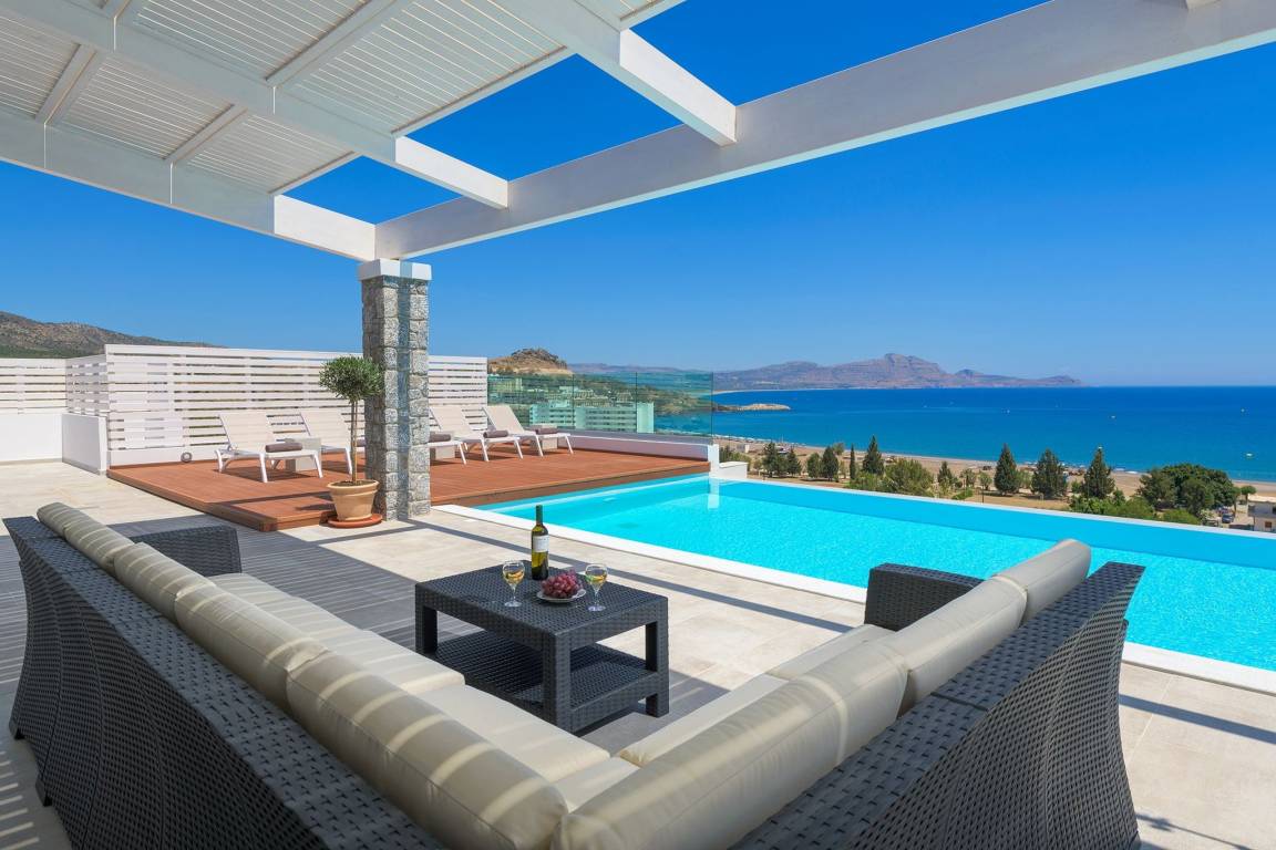 Villa ∙ 5 Bedrooms ∙ 12 Guests - Lindos