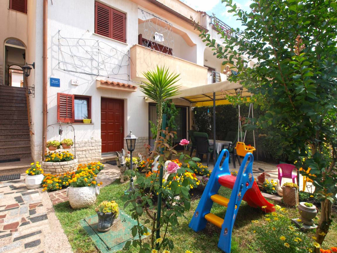 34 M² Apartament ∙ 1 Sypialnia ∙ 4 Gości - Pješčana Uvala