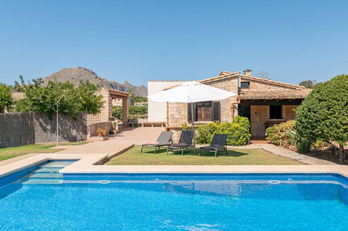 130 M² Villa ∙ 2 Bedrooms ∙ 4 Guests - Port de Pollença