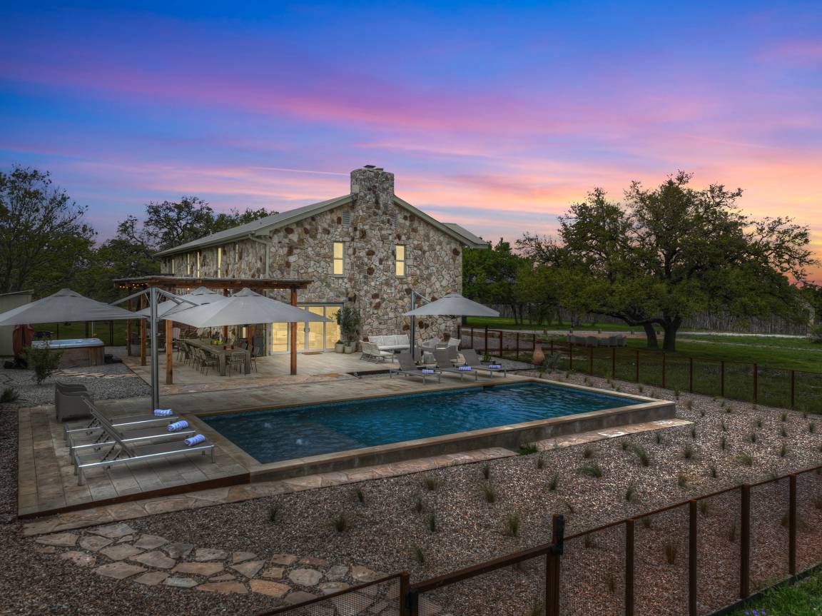 335 M² Casa ∙ 5 Habitaciones ∙ 13 Huéspedes - Johnson City, TX