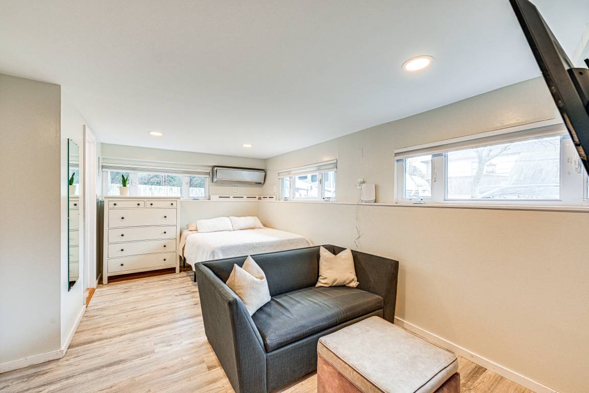 20 M² Apartamento ∙ 2 Hóspedes - Westbury, NY