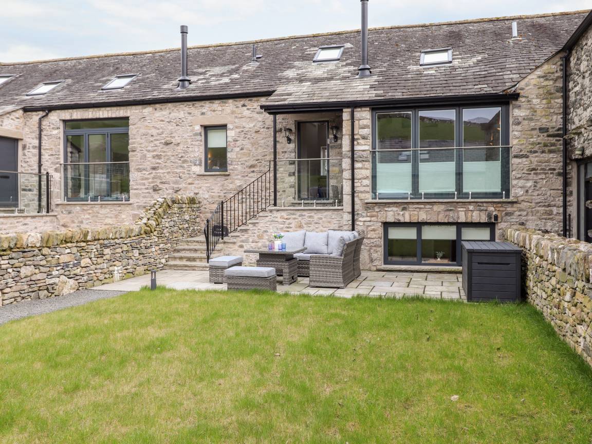 Cottage ∙ 3 Bedrooms ∙ 6 Guests - Kirkby Lonsdale