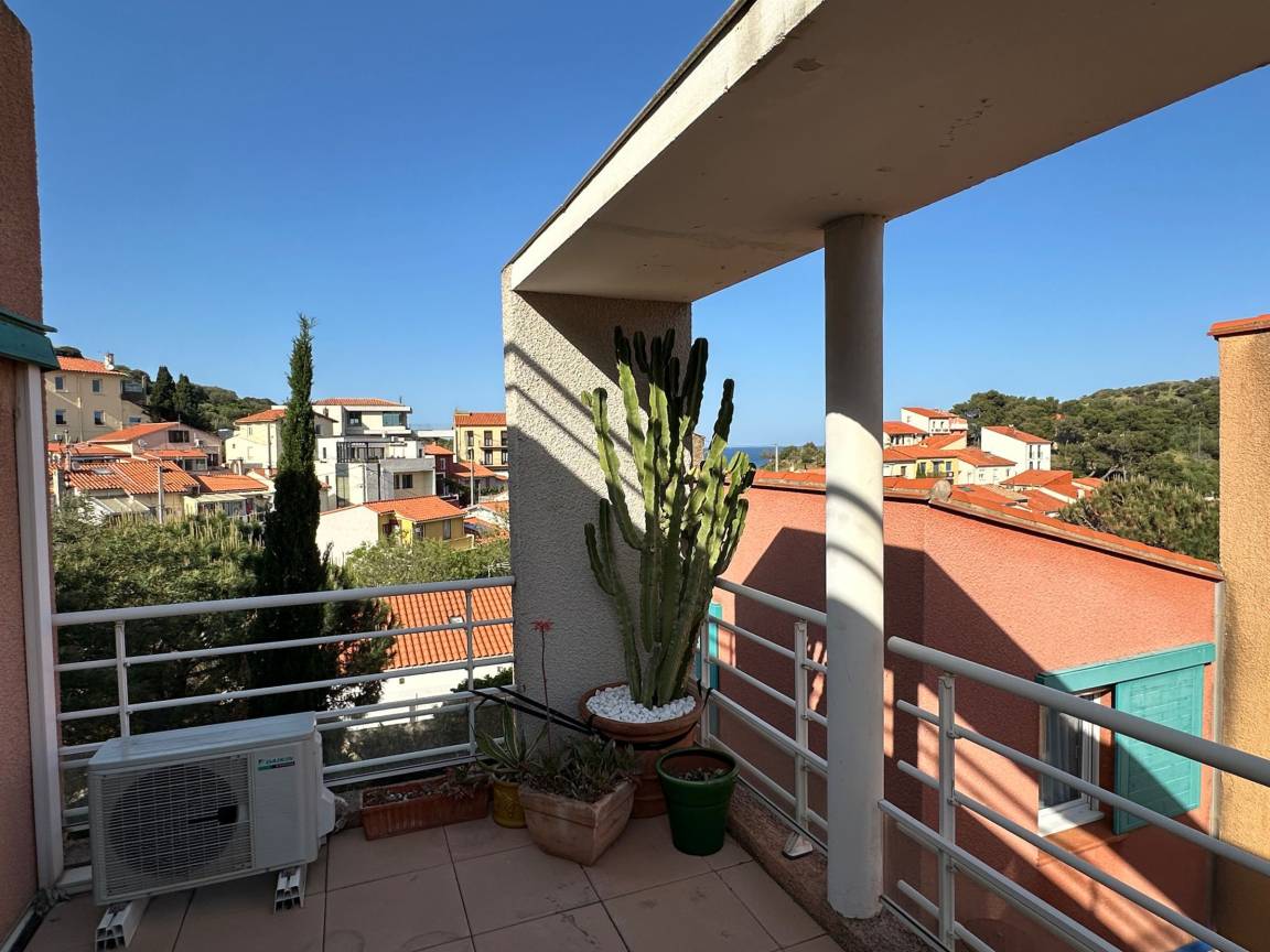 65 M² Apartamento ∙ 2 Habitaciones ∙ 6 Huéspedes - Colliure