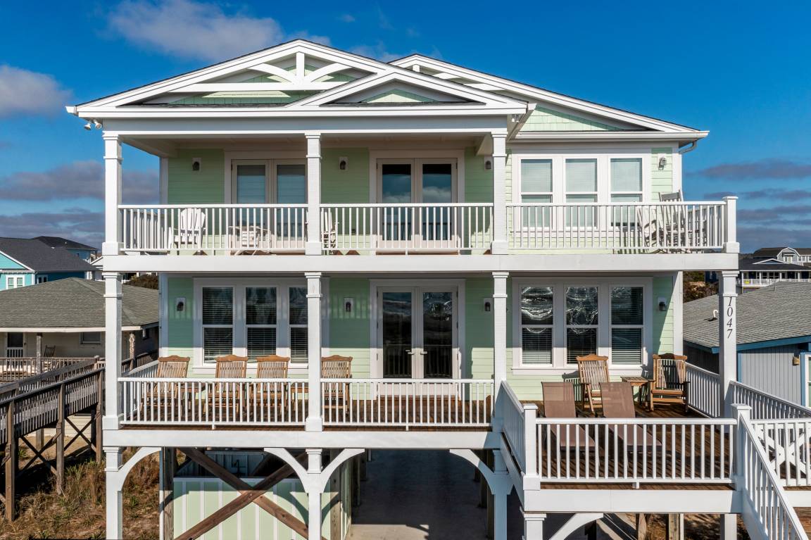 248 M² House ∙ 5 Bedrooms ∙ 16 Guests - Holden Beach, NC