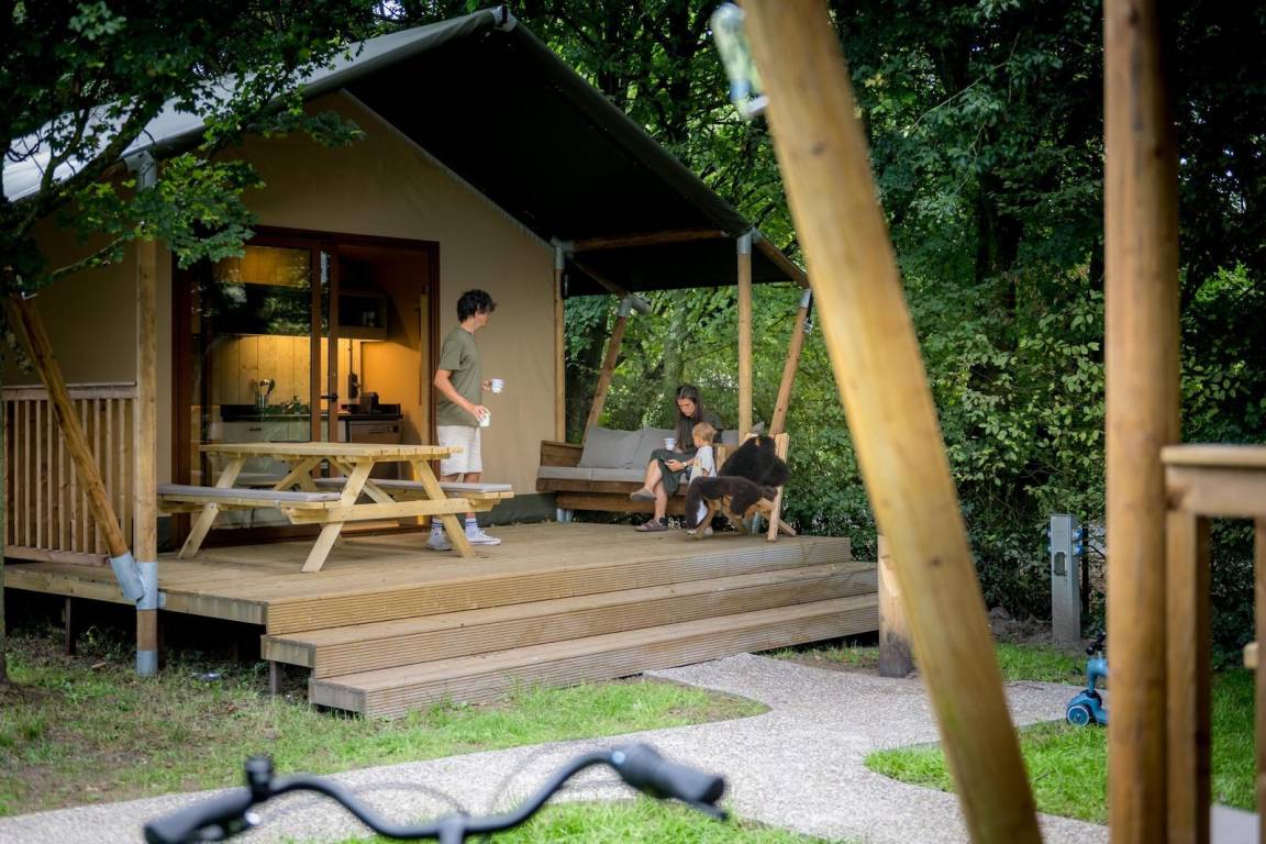 35 M² Chalet ∙ 2 Slaapkamers ∙ 4 Gasten - Ieper