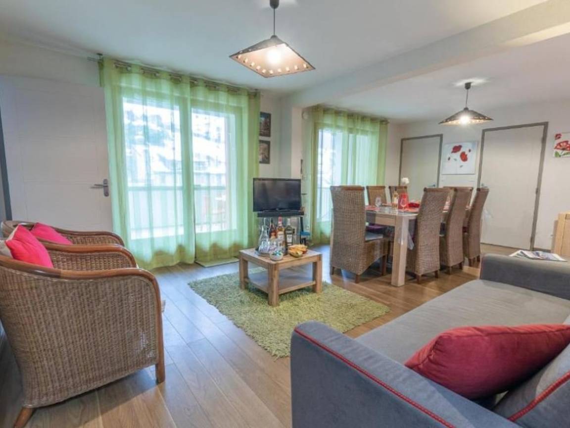 80 M² Apartment ∙ 3 Bedrooms ∙ 10 Guests - Luz-Saint-Sauveur