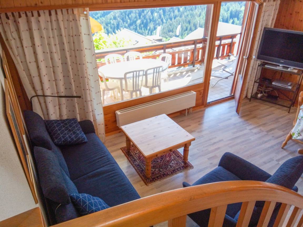 80 M² Ferienwohnung ∙ 2 Schlafzimmer ∙ 4 Gäste - Kanton Wallis
