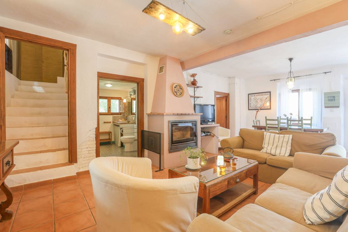 130 M² Casa ∙ 3 Habitaciones ∙ 6 Huéspedes - Jabugo