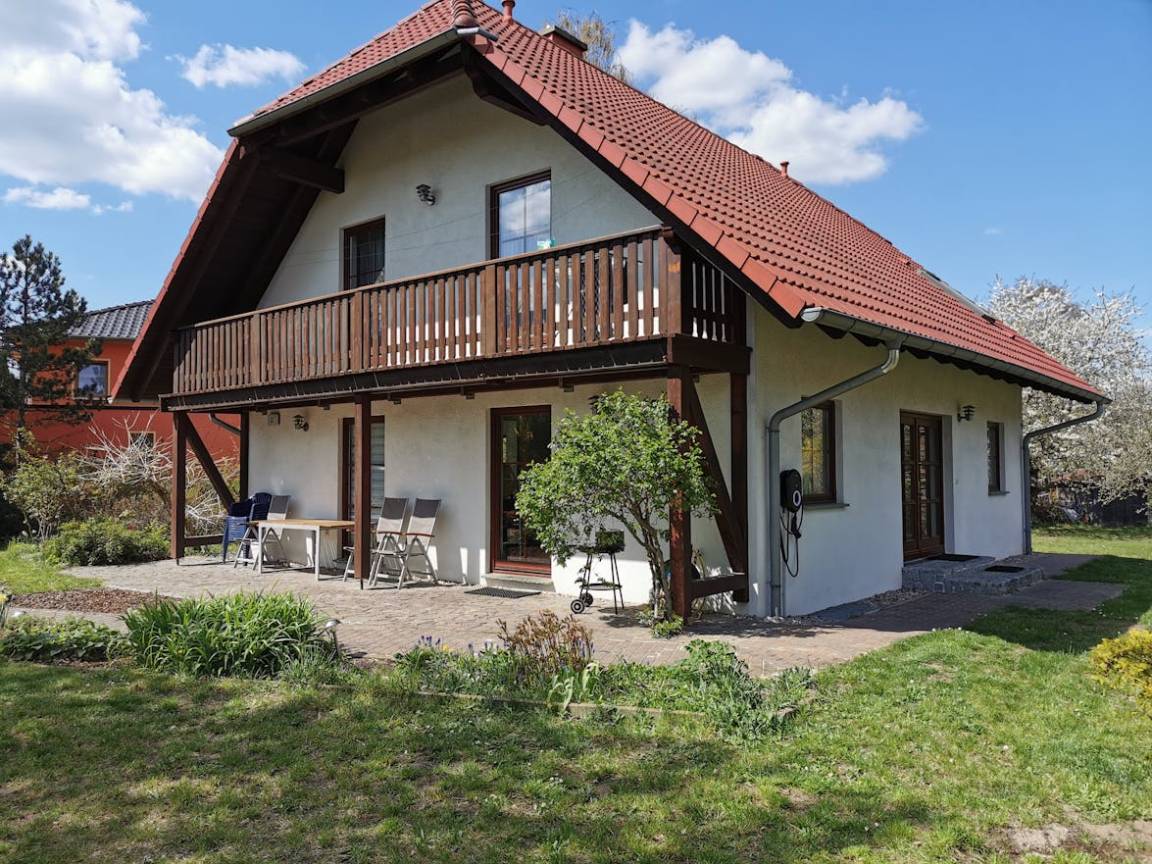 150 M² Ferienhaus ∙ 5 Schlafzimmer ∙ 9 Gäste - Berlin