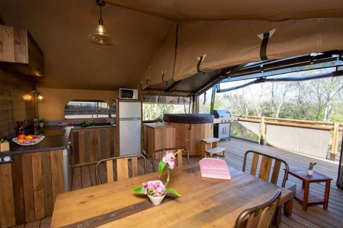 46 M² Tent ∙ 2 Bedrooms ∙ 7 Guests - Roquebrune-sur-Argens