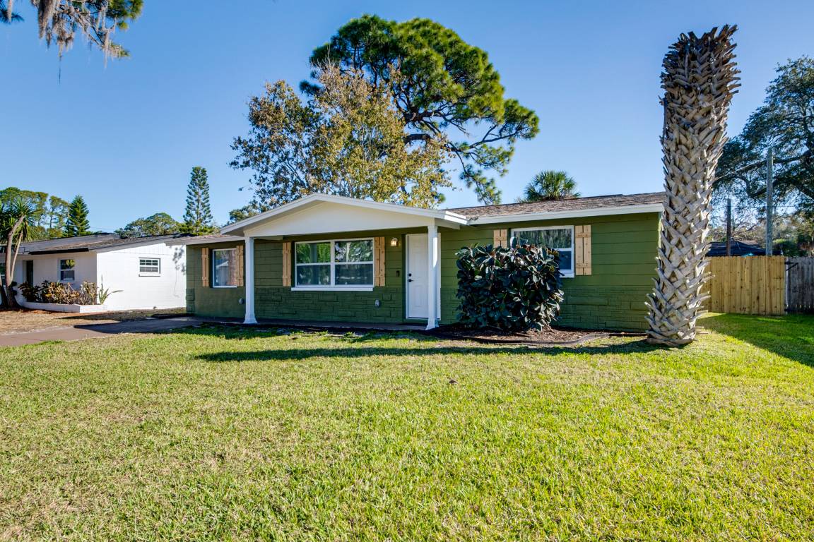 128 M² House ∙ 3 Bedrooms ∙ 6 Guests - New Port Richey, FL