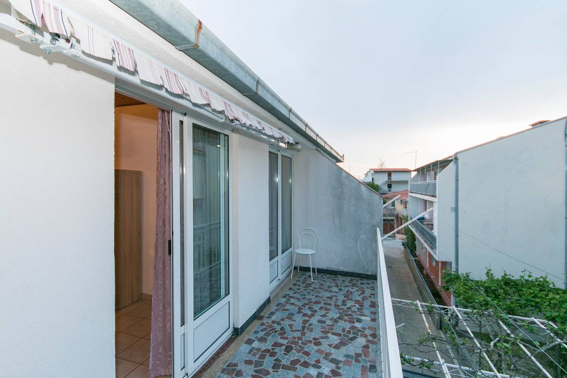 36 M² Apartment ∙ 2 Bedrooms ∙ 5 Guests - Drvenik