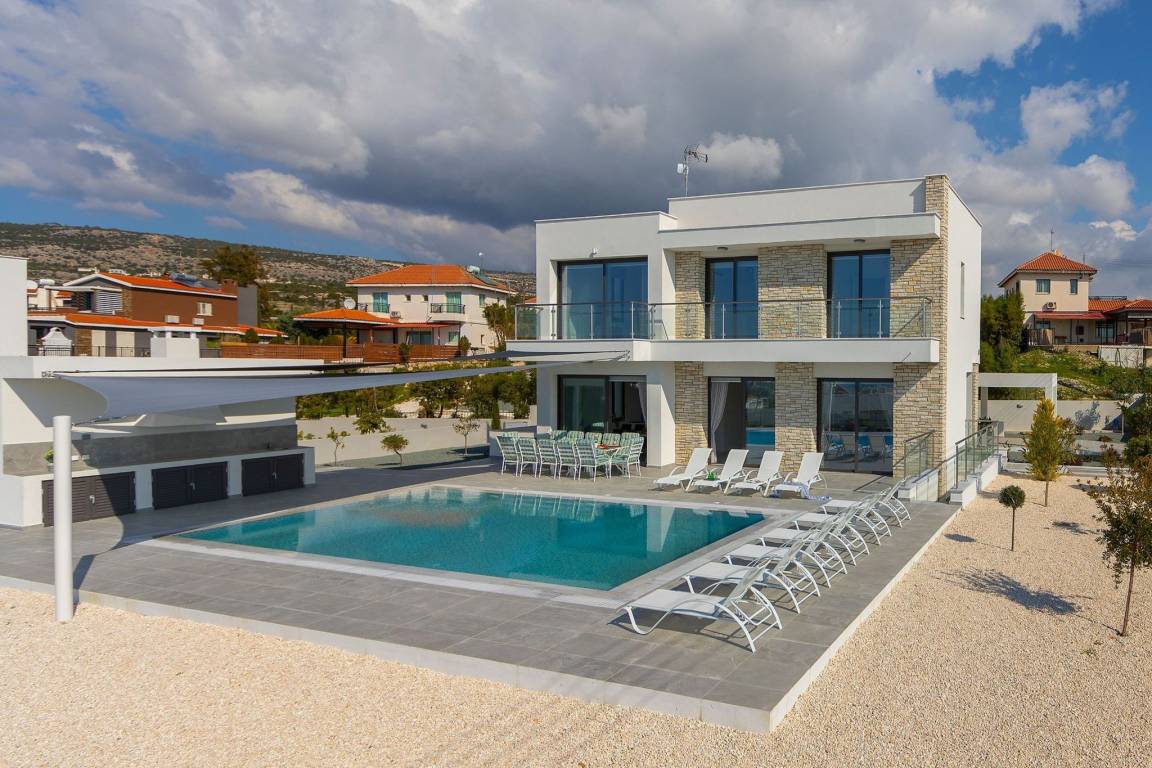 Villa ∙ 5 Bedrooms ∙ 10 Guests - Пейя