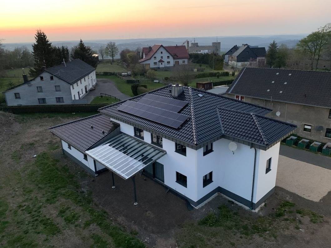 115 M² Ferienwohnung ∙ 2 Schlafzimmer ∙ 4 Gäste - Hellenthal