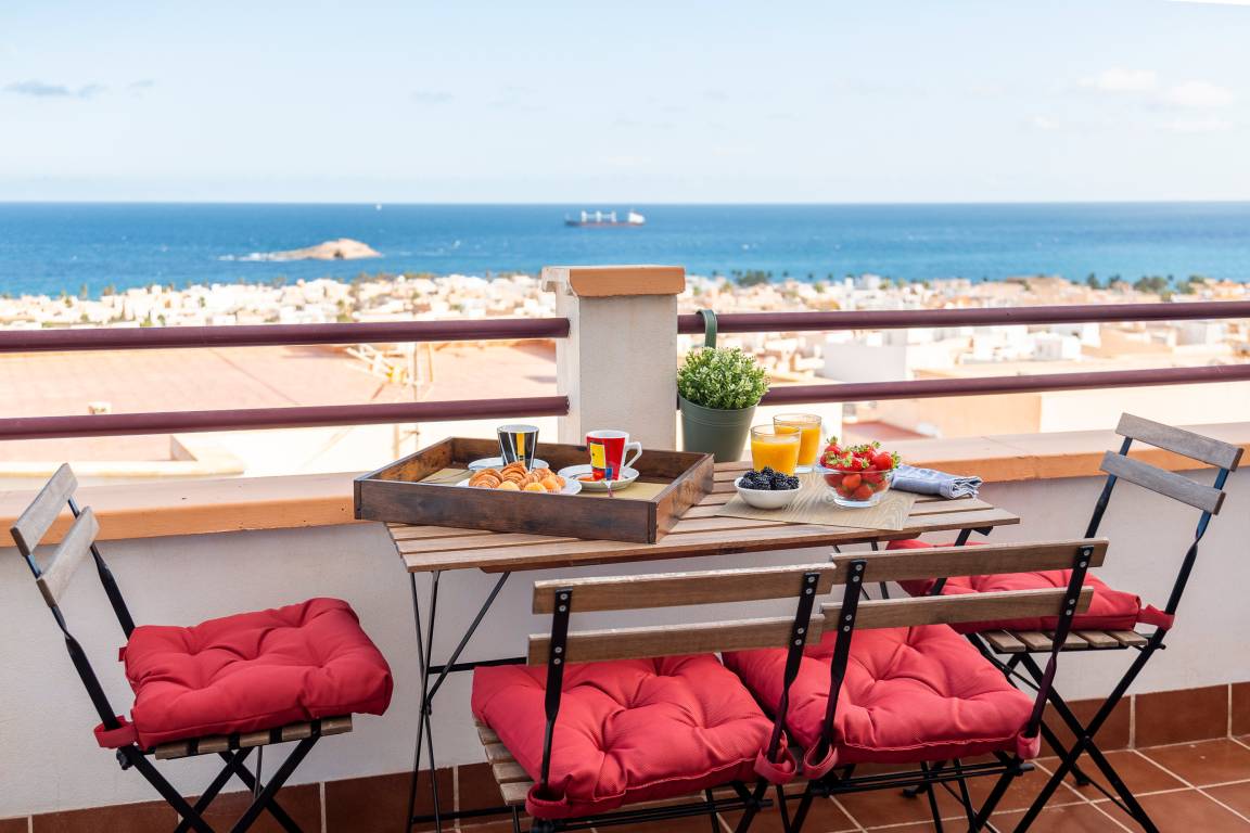 100 M² Apartamento ∙ 2 Habitaciones ∙ 4 Huéspedes - Carboneras
