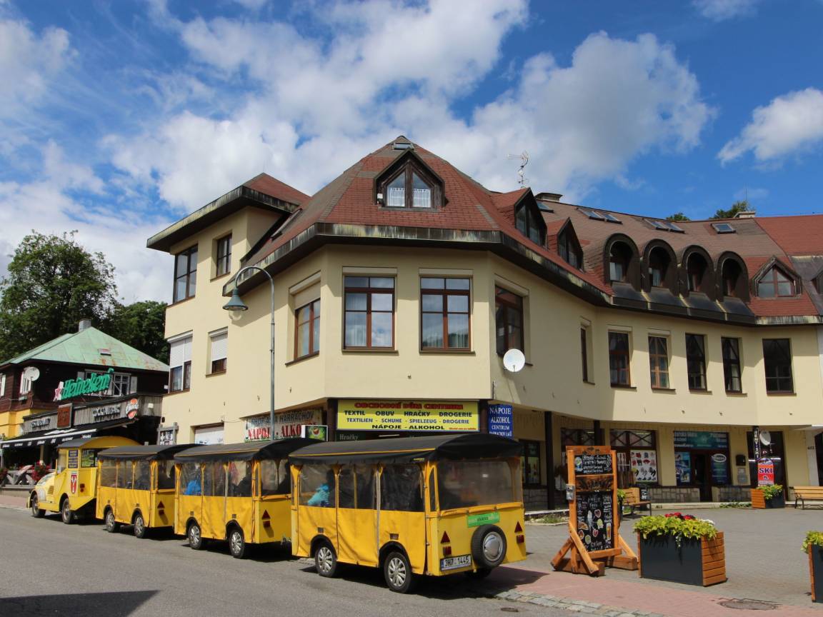 56 M² Apartment ∙ 2 Bedrooms ∙ 5 Guests - Harrachov