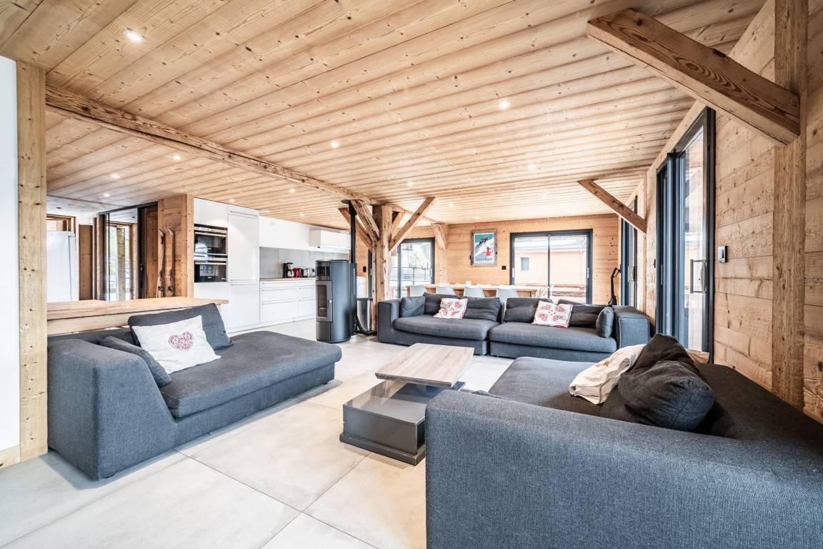 150 M² Appartement ∙ 4 Chambres ∙ 8 Personnes - Champéry