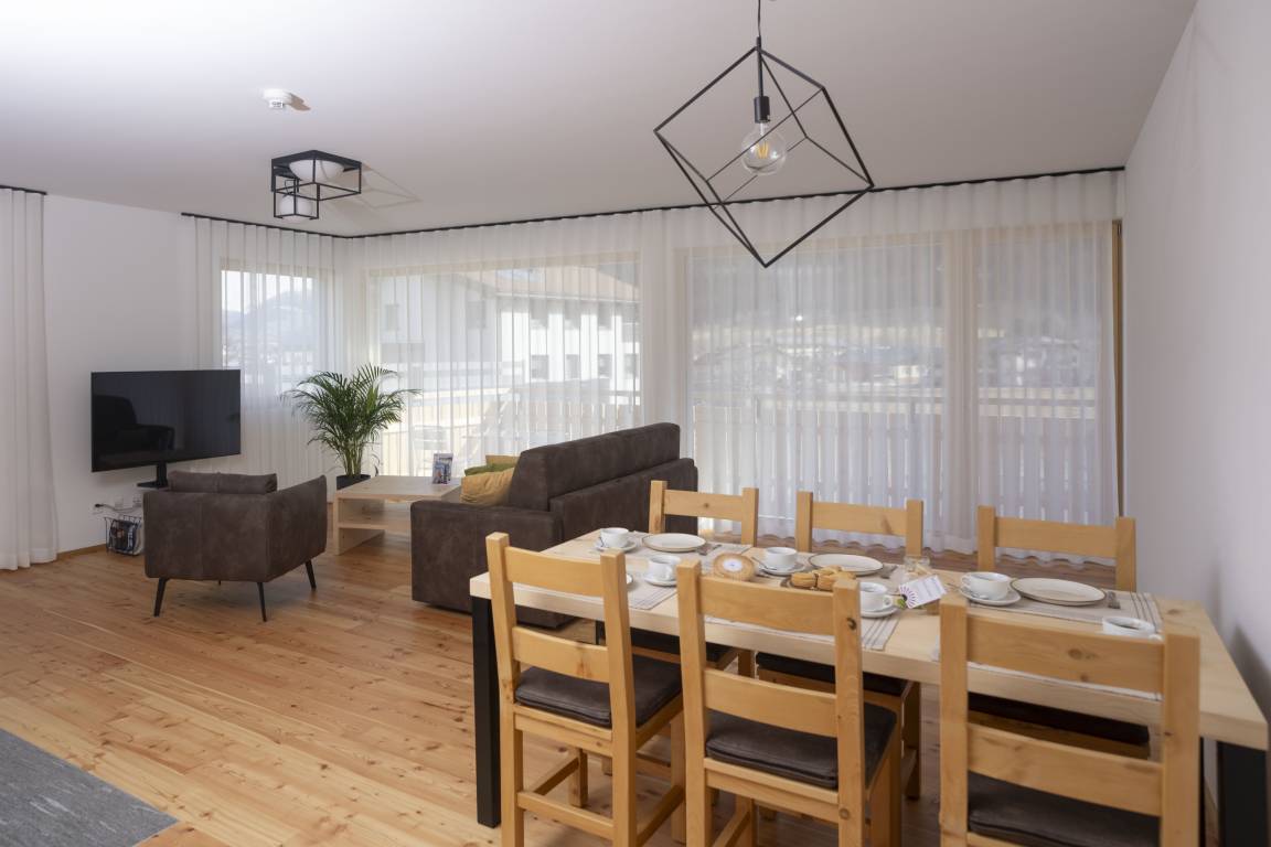 83 M² Ferienwohnung ∙ 2 Schlafzimmer ∙ 6 Gäste - Burgeis