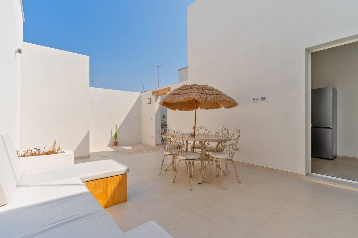 80 M² House ∙ 2 Bedrooms ∙ 4 Guests - Avetrana