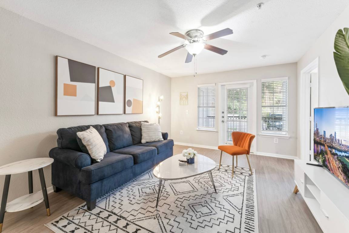 94 M² Apartment ∙ 2 Bedrooms ∙ 6 Guests - Austin, TX