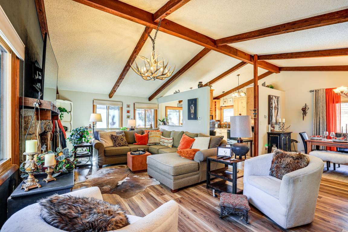 241 M² House ∙ 3 Bedrooms ∙ 12 Guests - Evergreen, CO