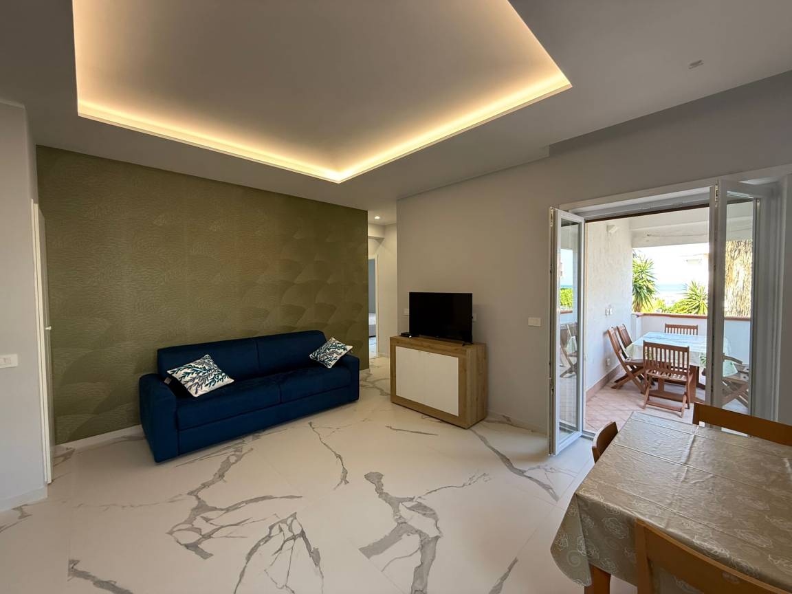 Apartment ∙ 2 Bedrooms ∙ 6 Guests - Diamante, Italy