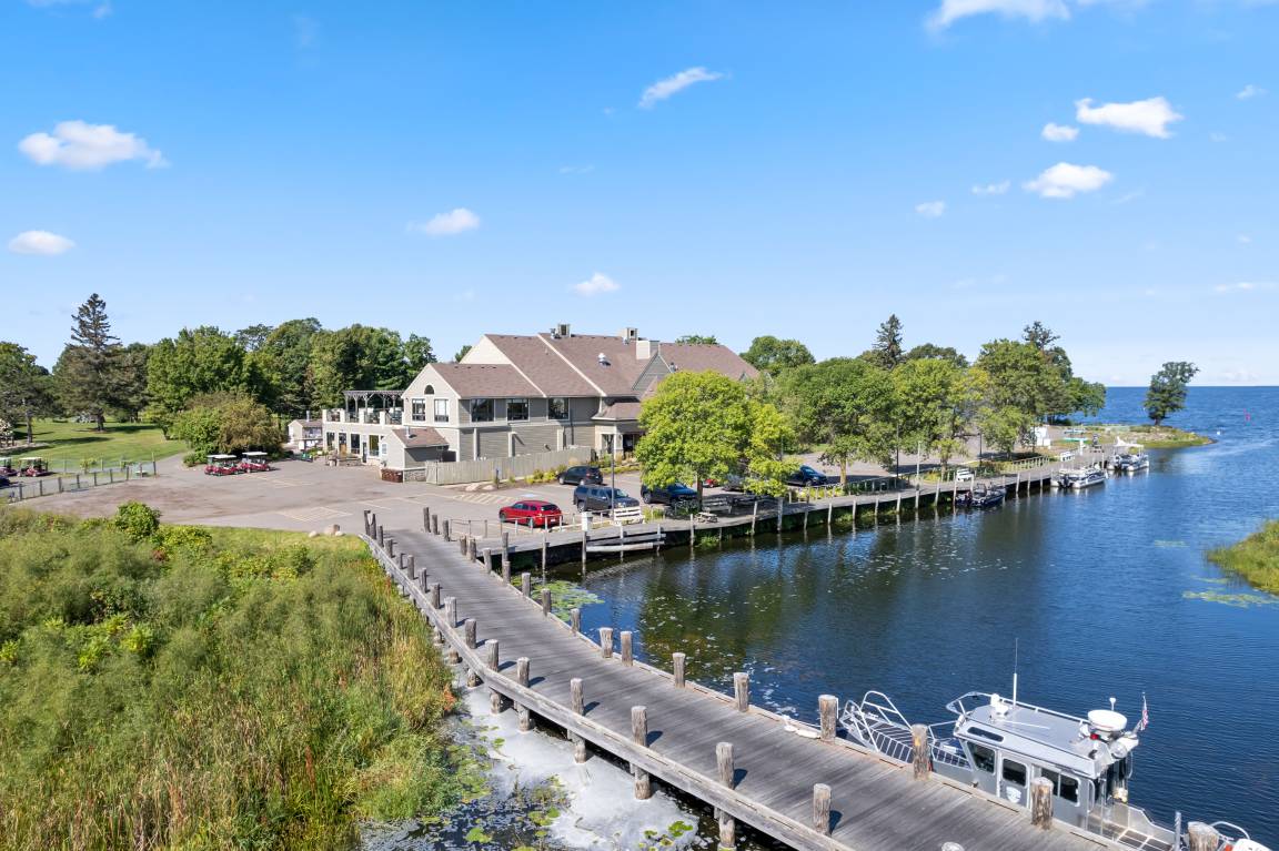 Condo ∙ 2 Bedrooms ∙ 6 Guests - Minnesota