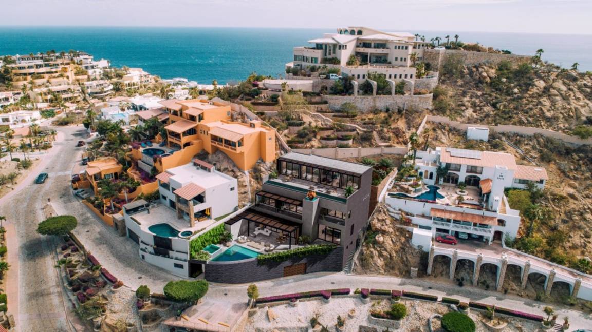 8000 M² Villa ∙ 8 Bedrooms ∙ 16 Guests - Cabo San Lucas