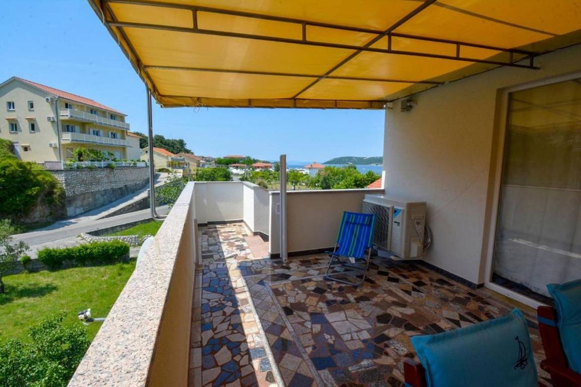 75 M² Ferienwohnung ∙ 2 Schlafzimmer ∙ 4 Gäste - Lopar