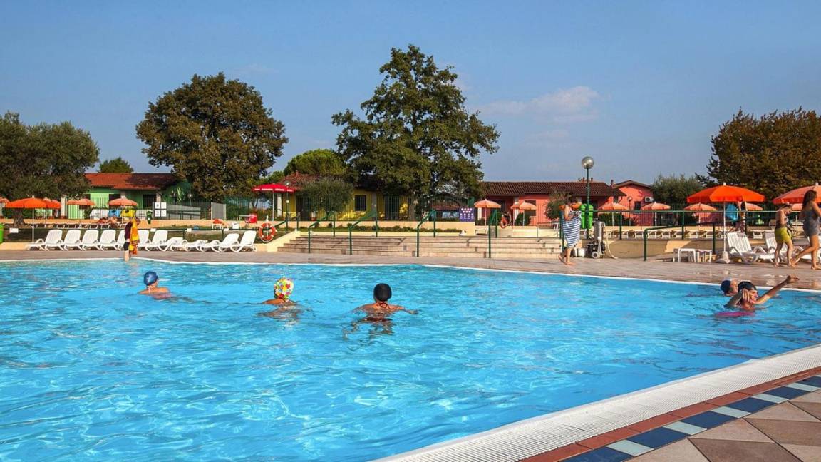 33 M² Appartement ∙ 3 Chambres ∙ 6 Personnes - Sirmione