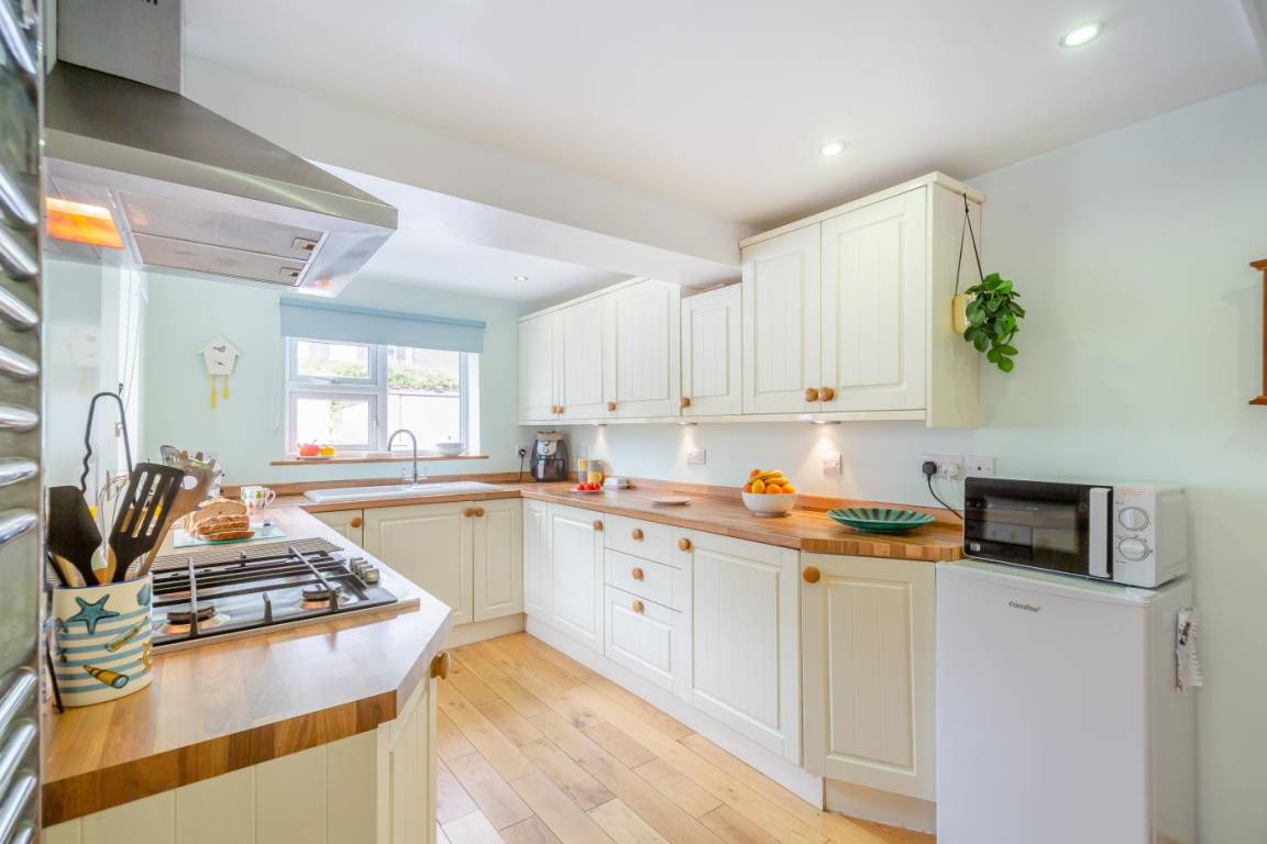 Cottage ∙ 4 Bedrooms ∙ 8 Guests - Barmouth