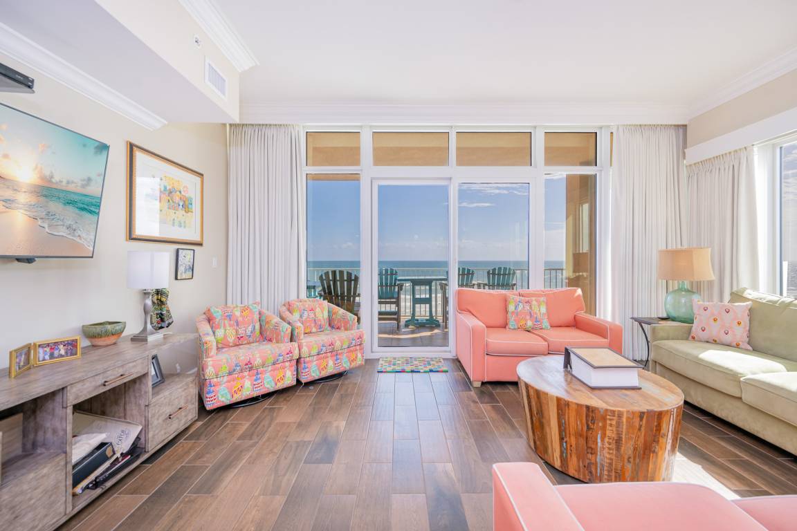 181 M² Condo ∙ 4 Bedrooms ∙ 16 Guests - Alabama