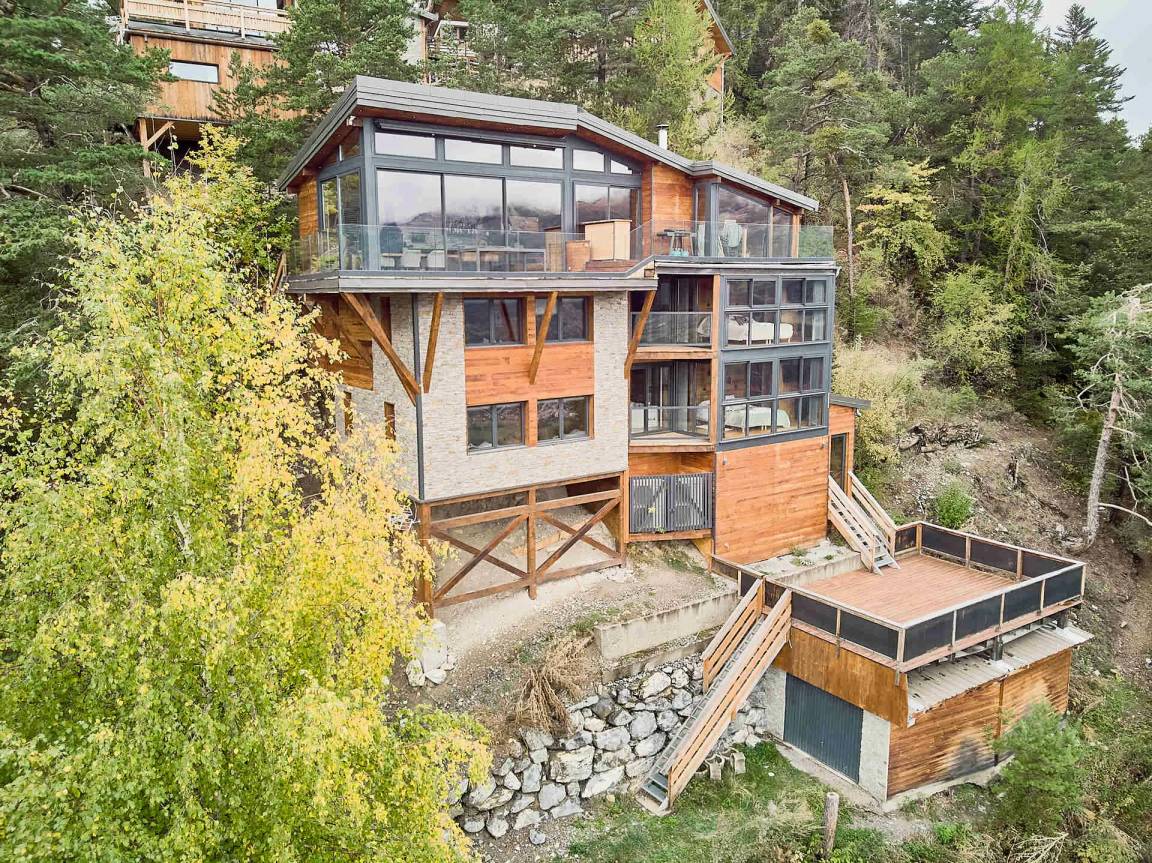 220 M² Chalet ∙ 6 Bedrooms ∙ 14 Guests - Pra-Loup
