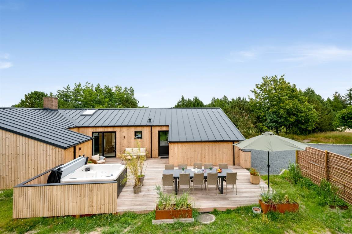 182 M² Ferienhaus ∙ 5 Schlafzimmer ∙ 10 Gäste - Vejers Strand