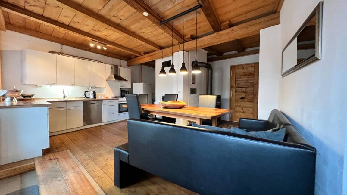 100 M² Apartment ∙ 1 Bedroom ∙ 5 Guests - Konstanz