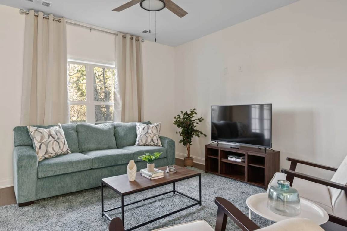 152 M² Apartment ∙ 3 Bedrooms ∙ 6 Guests - Hendersonville, TN