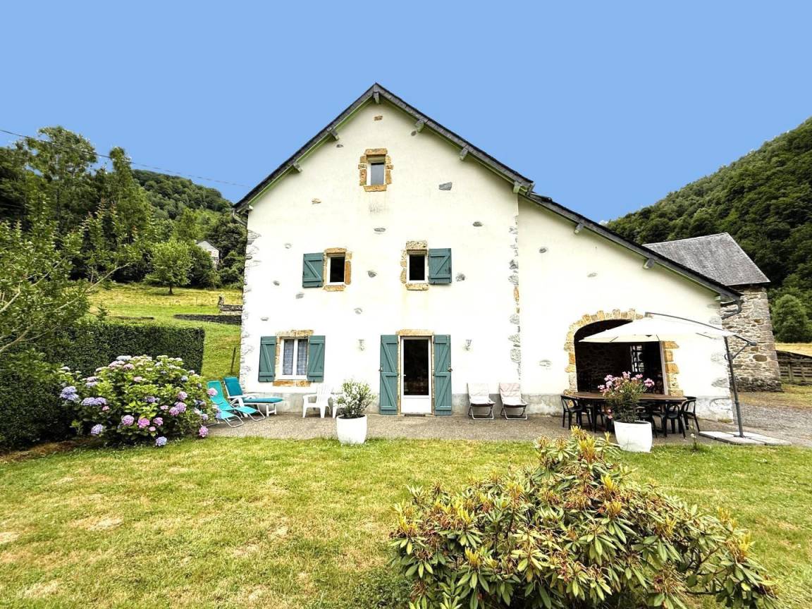 120 M² Gîte ∙ 3 Chambres ∙ 8 Personnes - Pyrénées-Atlantiques