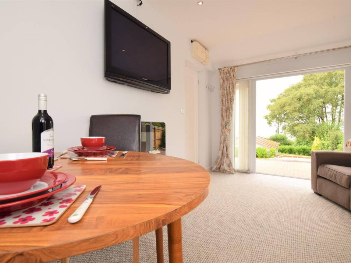 House ∙ 1 Bedroom ∙ 2 Guests - Axminster