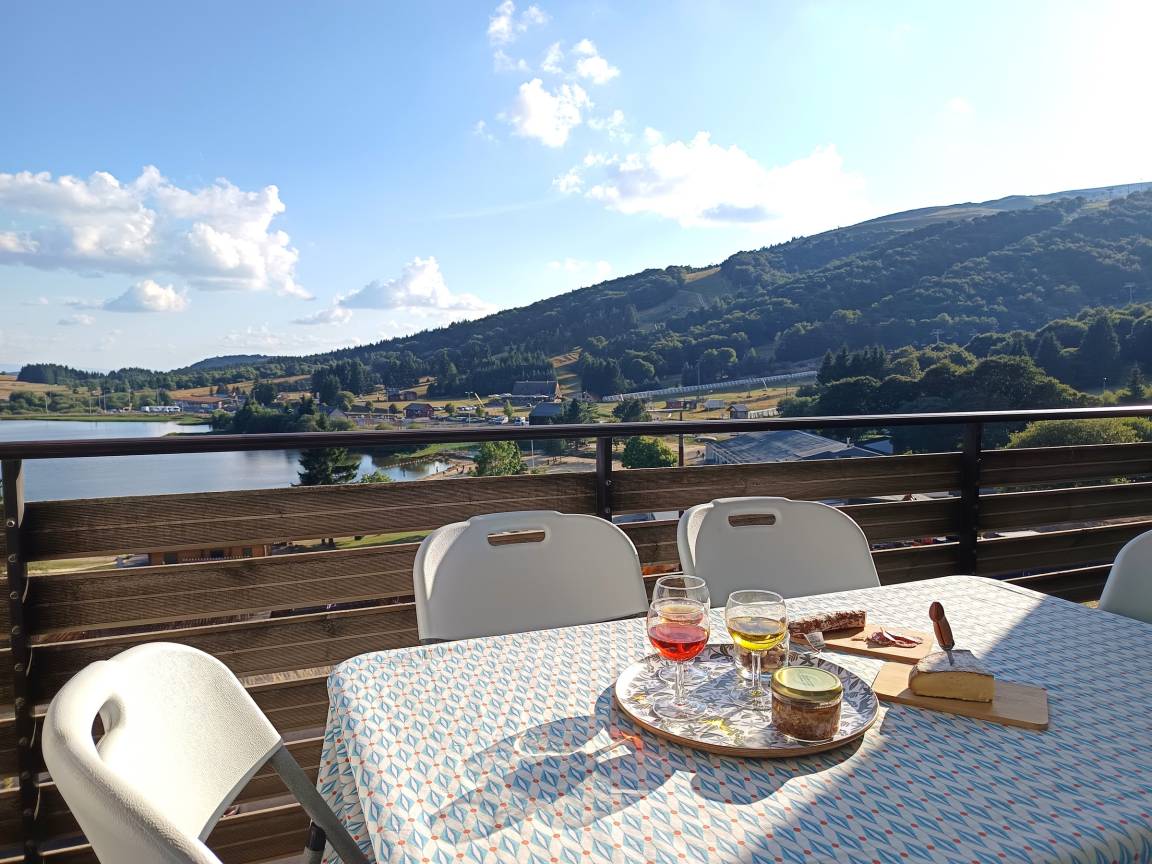 40 M² Appartement ∙ 1 Chambre ∙ 6 Personnes - Lac Chambon