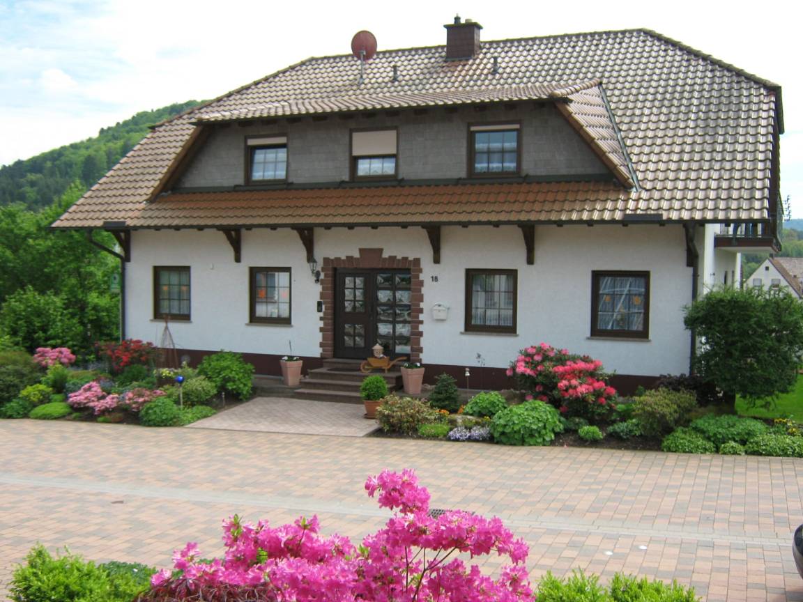 65 M² Apartment ∙ 2 Bedrooms ∙ 4 Guests - Fischbach bei Dahn