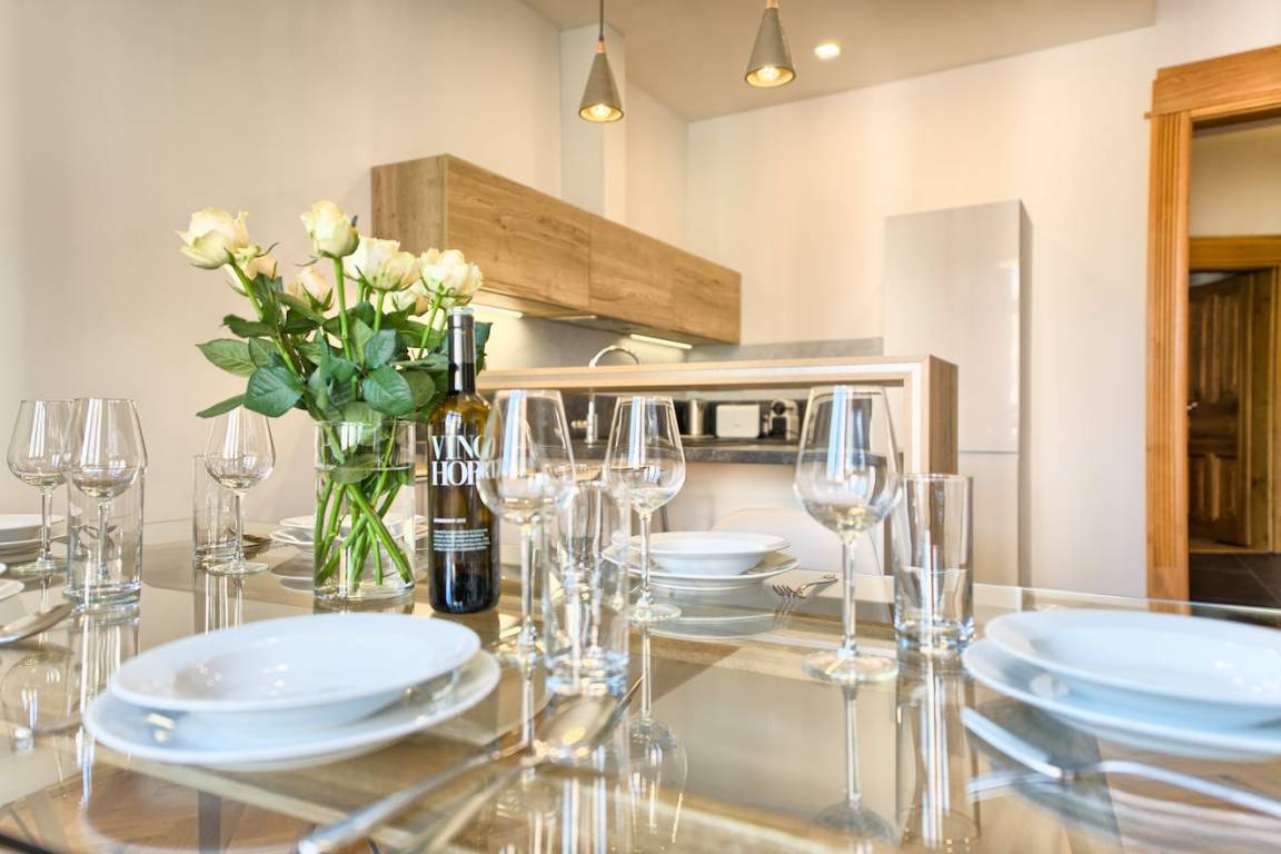 97 M² Appartement ∙ 2 Slaapkamers ∙ 6 Gasten - Praag