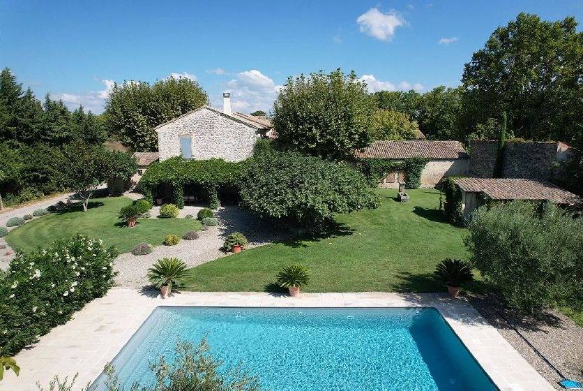 240 M² Maison De Vacances ∙ 4 Chambres ∙ 8 Personnes - Vaucluse