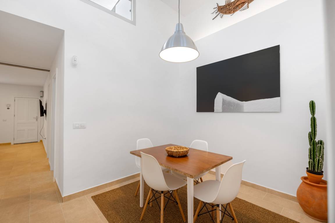 78 M² Casa ∙ 2 Habitaciones ∙ 4 Huéspedes - Teguise