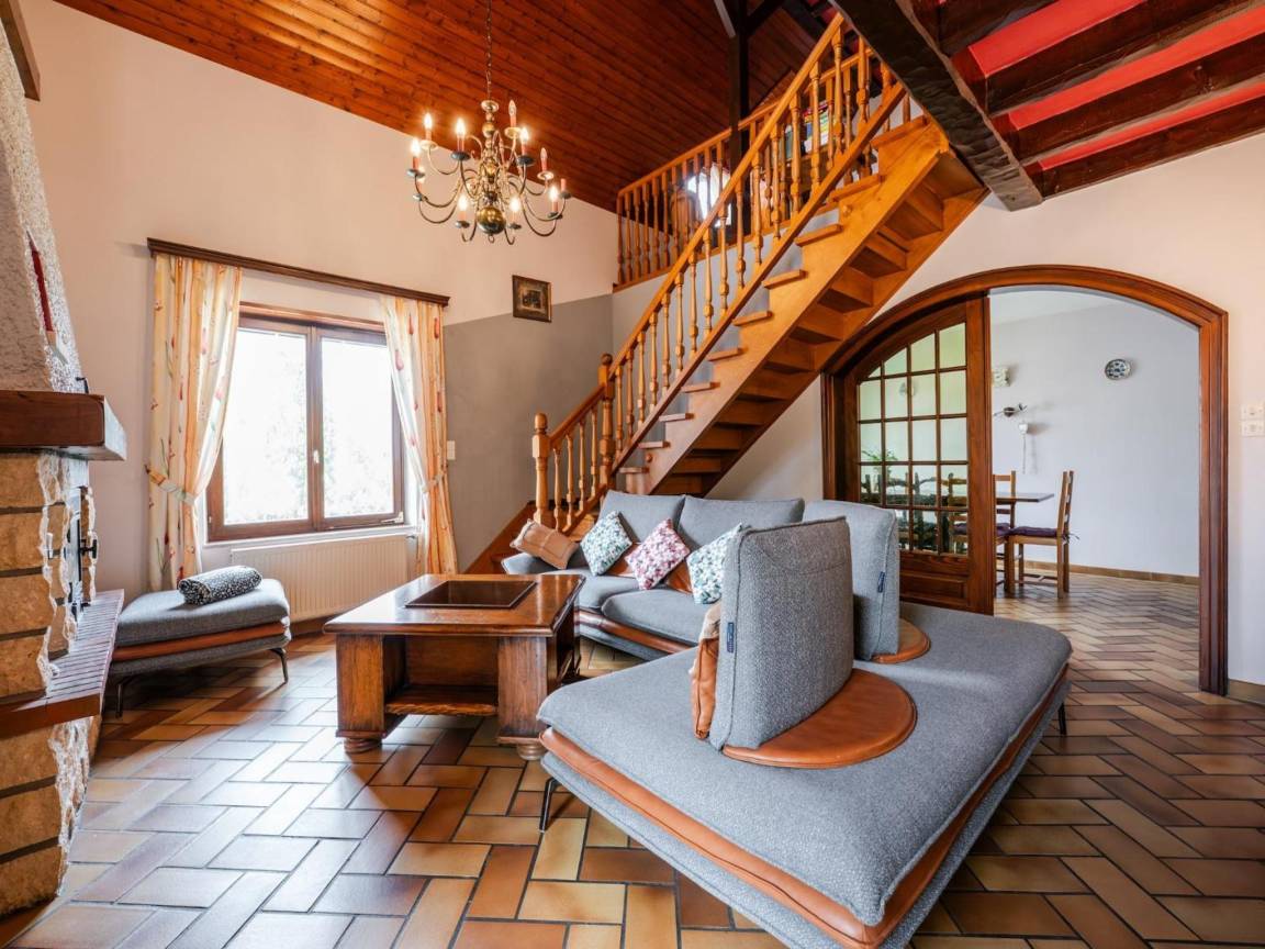 180 M² Cottage ∙ 5 Chambres ∙ 10 Personnes - Canton de Jura