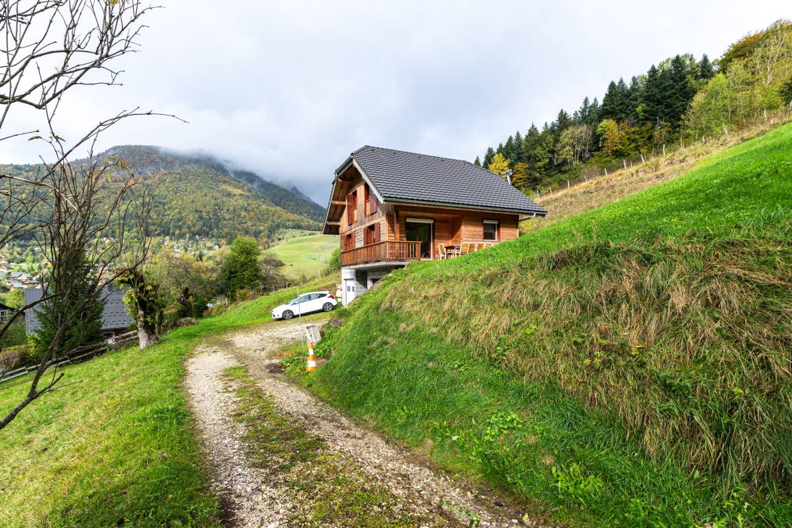 110 M² Chalet ∙ 3 Bedrooms ∙ 14 Guests - Aillon-le-Jeune